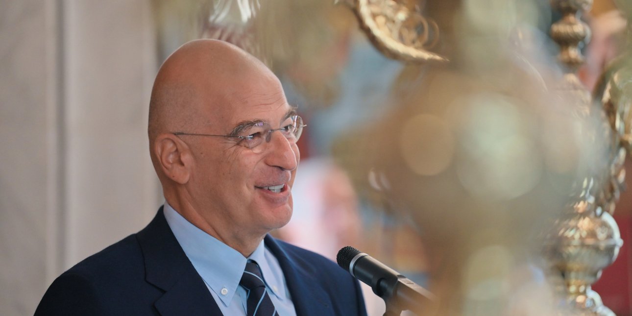 Ο Ν. Δένδιας για τα 50 χρόνια της Νέας Δημοκρατίας: Με πυρσό και λόγια ...