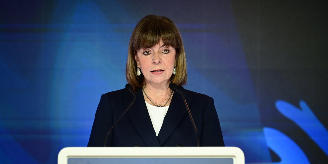Sakellaropoulou to meet with DPA President Menoudakos on Tuesday ...