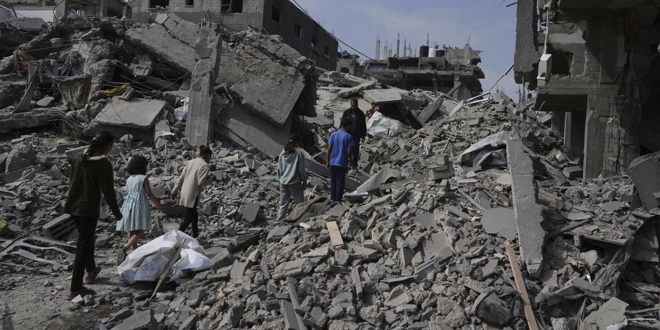 Χαμάς: Τουλάχιστον 62 άνθρωποι σκοτώθηκαν την Τετάρτη από ισραηλινά πλήγματα στη Γάζα ...