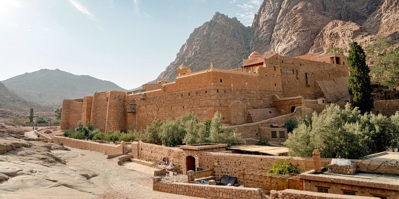 Το ελληνικό ΙCOMOS της UNESCO ανησυχεί για το μέλλον της Μονής της Αγίας Αικατερίνης του Σινά ...