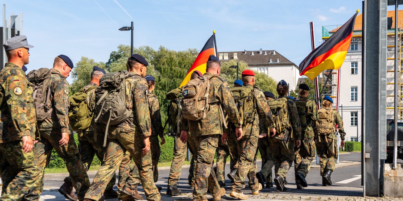 Γερμανία: Δημοσκόπηση δείχνει ότι 6 στους 10 Γερμανούς αντιτίθενται σε ...