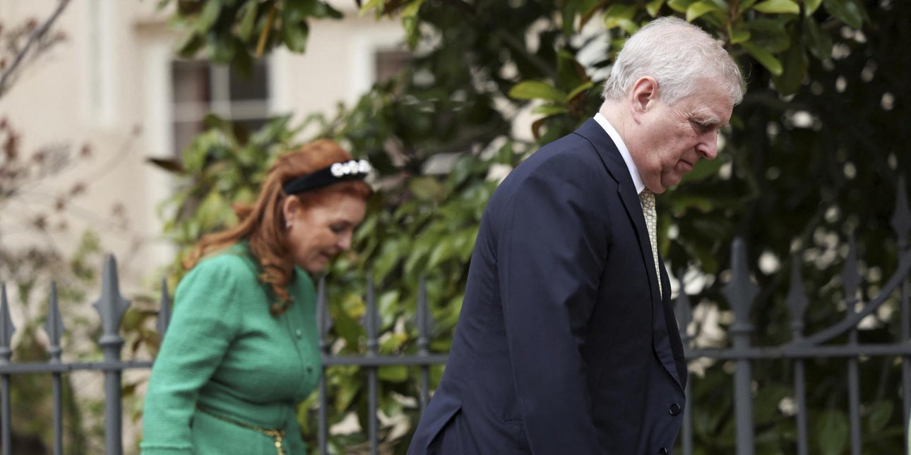 Ο Άντριου επιστρέφει σε βασιλική εκδήλωση μετά την «εξορία» για τη ...