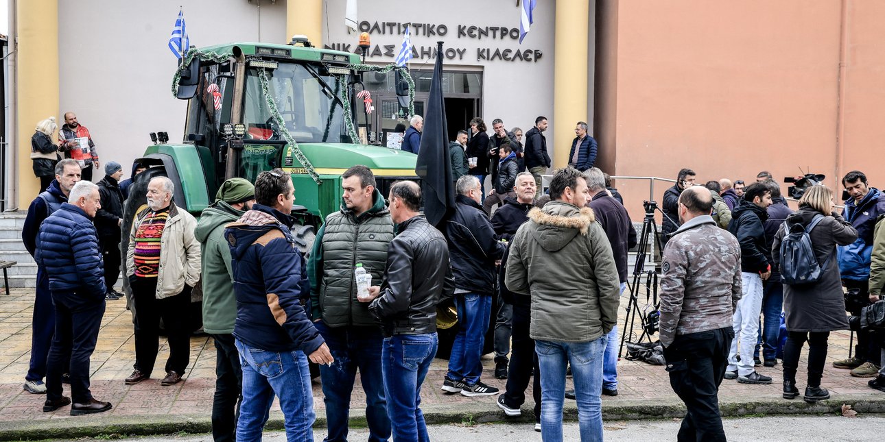 «Όχι» στη συνάντηση στο Μαξίμου από τους αγρότες -Ζητούν να μην περάσει ...