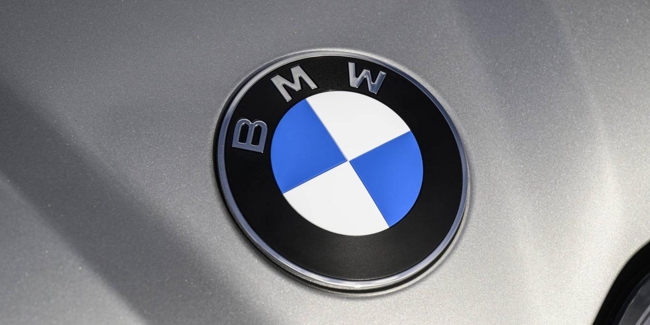 Η BMW άλλαξε το σήμα της -Σε ποιο μοντέλο αποκαλύφθηκε, ποιες είναι οι ...