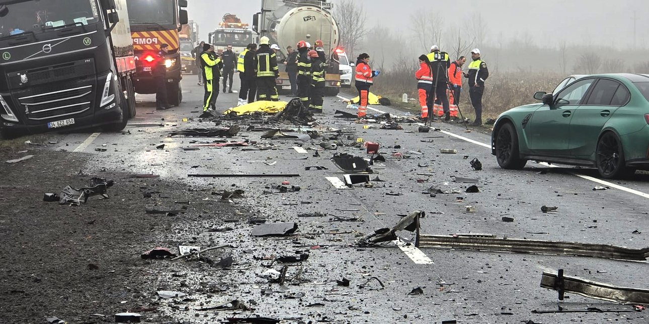 Πολύνεκρο δυστύχημα με οπαδούς του ΠΑΟΚ: Τι γράφει ο Ρουμανικός Τύπος ...