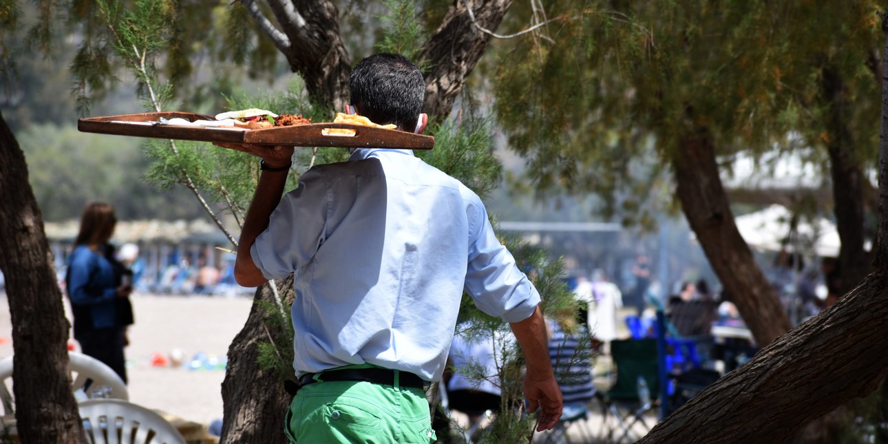 Πρόεδρος Επαγγελματικού Επιμελητηρίου: «Εκτός τόπου και χρόνου» οι ...