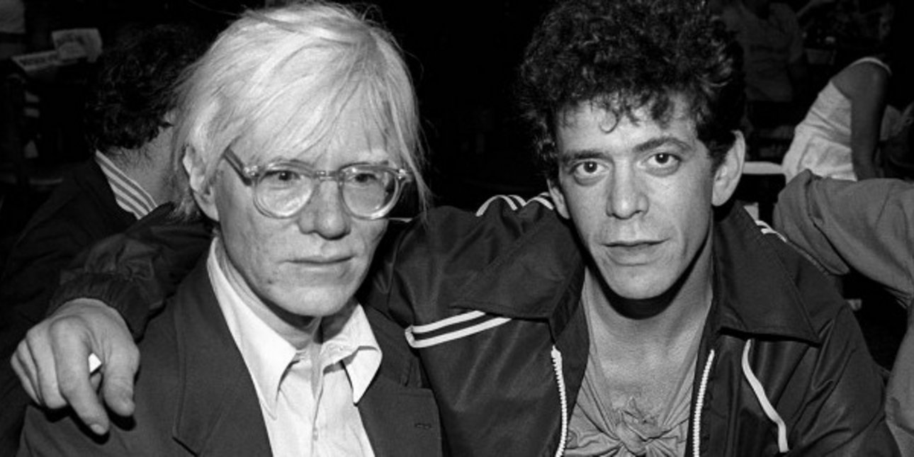 Οταν οι γονείς του Lou Reed τον υπέβαλαν σε ηλεκτροσόκ για να τον ...