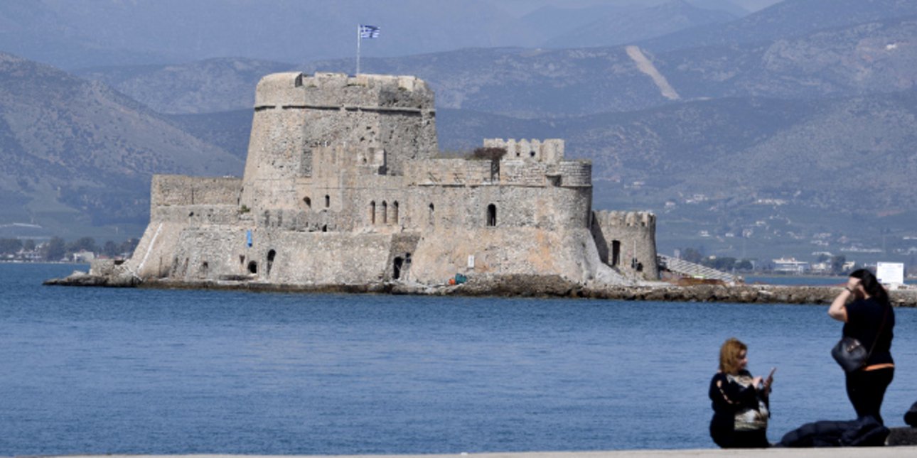 «Βούλιαξε» η Πελοπόννησος-Πληρότητα 100% στο Ναύπλιο, γεμάτες ...