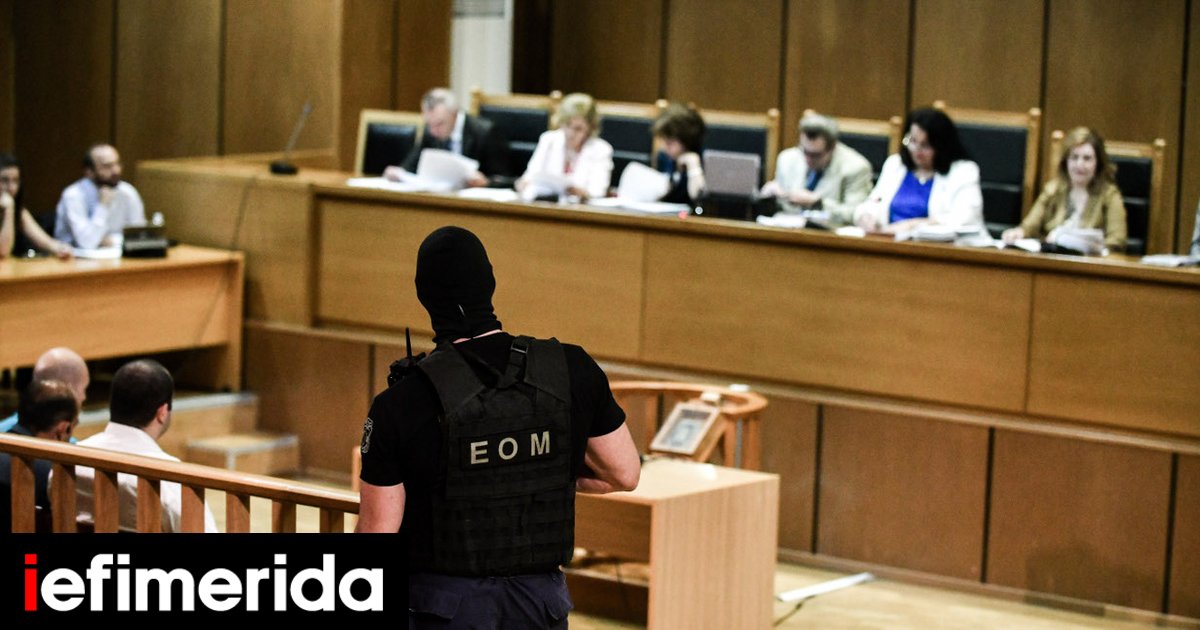 Δίκη Χρυσής Αυγής: Η απολογία Τσαλίκη -Πήγαινα στα γραφεία για τρόφιμα ...