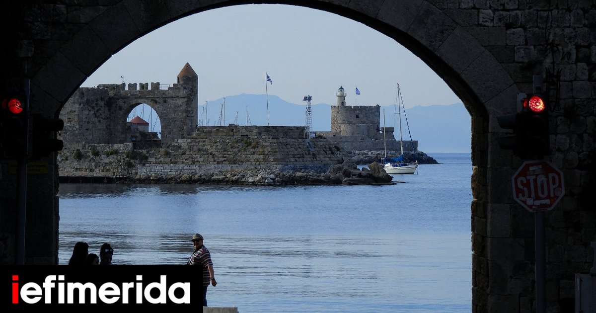 Σοκ στη Ρόδο: Απειλούσαν 12χρονη μέσω Ιντερνετ -Της έλεγαν πώς να ...