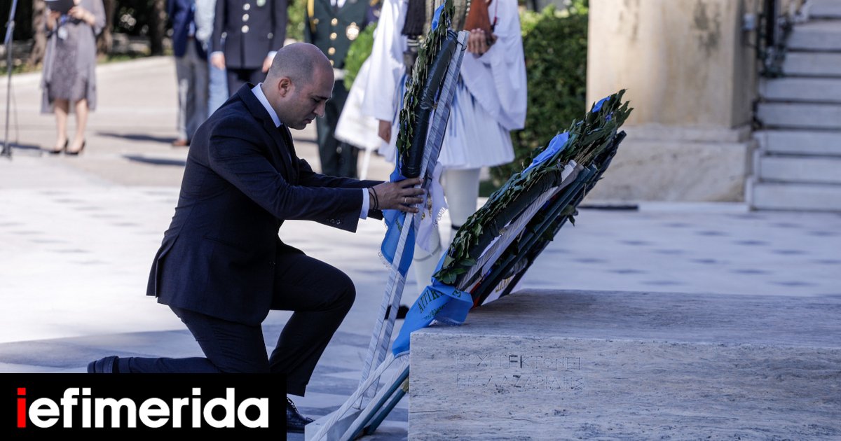 Ο Μπογδάνος γονατιστός κατέθεσε στεφάνι στο Μνημείο του Αγνωστου ...