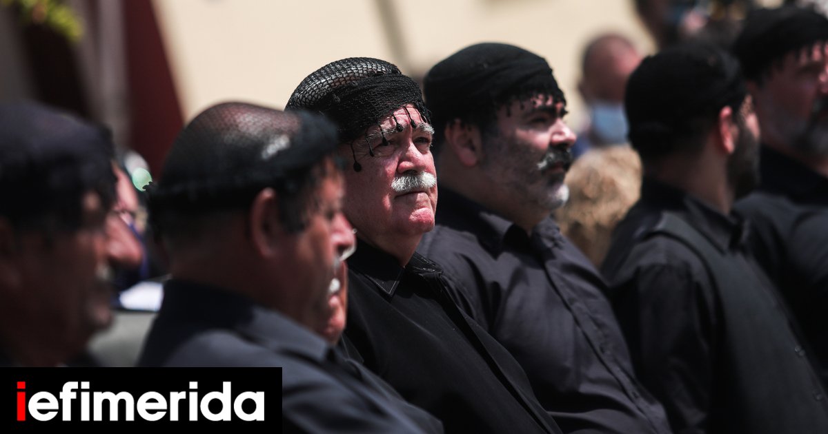 Οι Κρητικοί αποχαιρέτησαν τον Μίκη Θεοδωράκη με το ριζίτικο «Τον ...