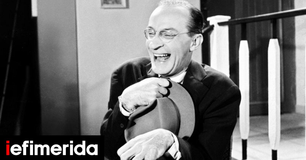 Ο Ντίνος Ηλιόπουλος με τη σύζυγο και τη νεογέννητη κορούλα τους -Η τρυφερή φωτογραφία από το ...