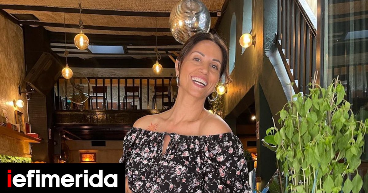 Η Σοφία Παυλίδου με τους γιους της στο σαλόνι του σπιτιού της -Ο ...