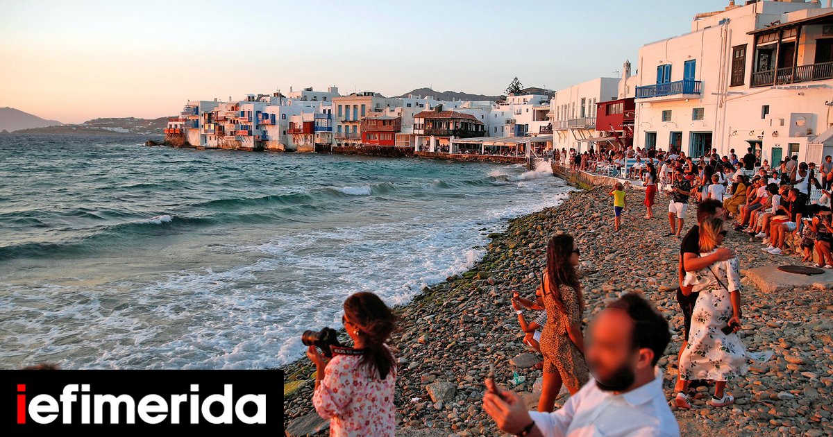 Guardian: Η εποχή της «σαμπάνιας» στη Μύκονο τελείωσε -Το νησί έχει ...