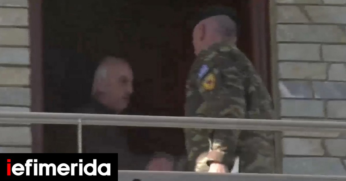 Πτώση Phantom: Στην οικογένεια του σμηναγού ο αρχηγός ΓΕΕΘΑ - iefimerida.gr