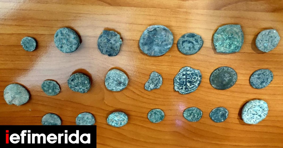 Χαλκιδική: Εκρυβε στην επιχείρησή του αρχαία νομίσματα και αγγεία -Τι ...