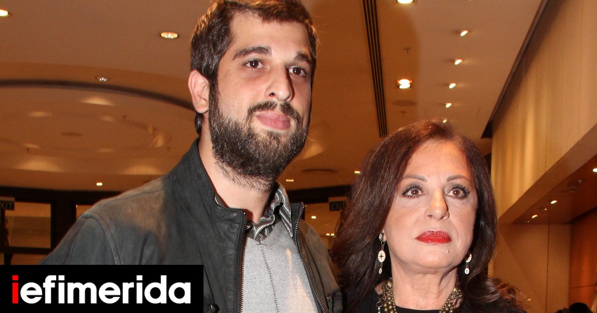 Ο γιος της Χάρις Αλεξίου μίλησε για την υιοθεσία του: «Ήταν σαν να μου ...