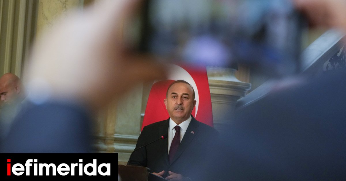 Εξαλλος ο Τσαβούσογλου χαρακτήρισε «πολιτικό τσαρλατάνο» τον Μπάιντεν ...