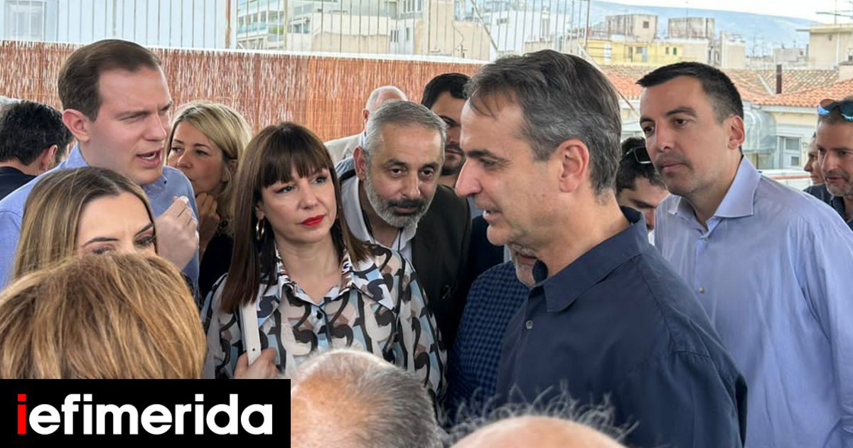 Τι είπε ο Μητσοτάκης στα «πηγαδάκια» με τους δημοσιογράφους λίγο πριν ...