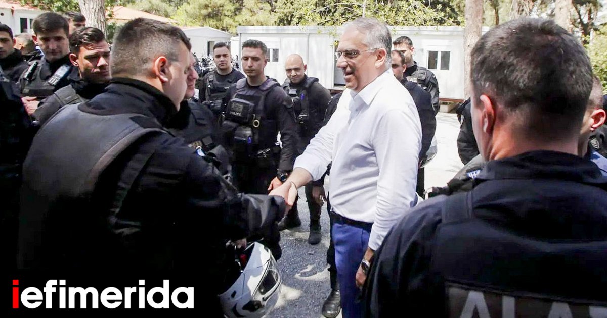 Δίπλα στους αστυνομικούς της «ΔΙΑΣ» ο Θεοδωρικάκος -«Κατ' εξοχήν ...