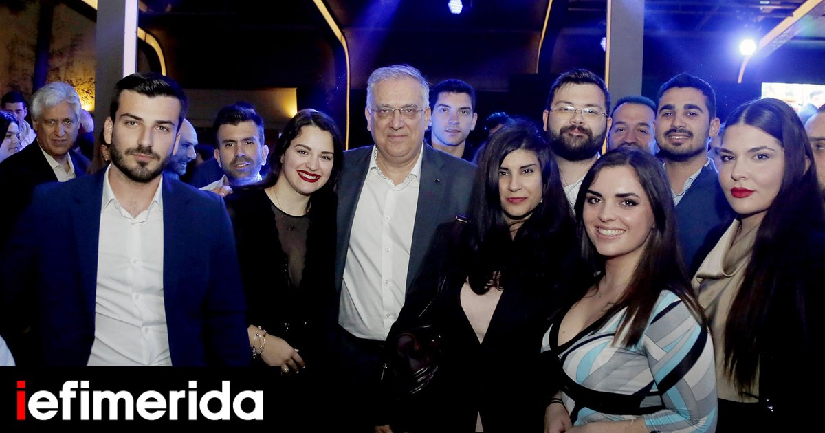 Το μήνυμα νίκης της ΟΝΝΕΔ στην εκδήλωση του Τάκη Θεοδωρικάκου [εικόνες ...
