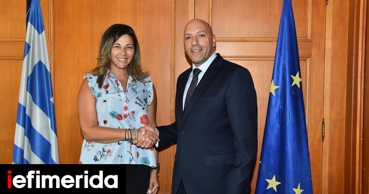 Συνάντηση της Σοφίας Ζαχαράκη με τον διπλωματικό εκπρόσωπο της UNICEF ...