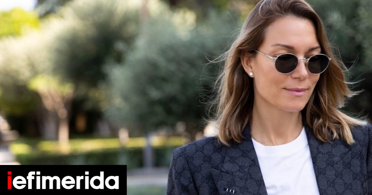 H Βίκυ Καγιά δείχνει πώς να φορέσεις το λευκό τζιν τον χειμώνα -To ...