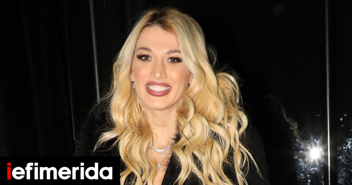 Η Κωνσταντίνα Σπυροπούλου με κίτρινο μπικίνι στα 21 -Η throwback φωτό στη θάλασσα, με γυμνασμένο ...