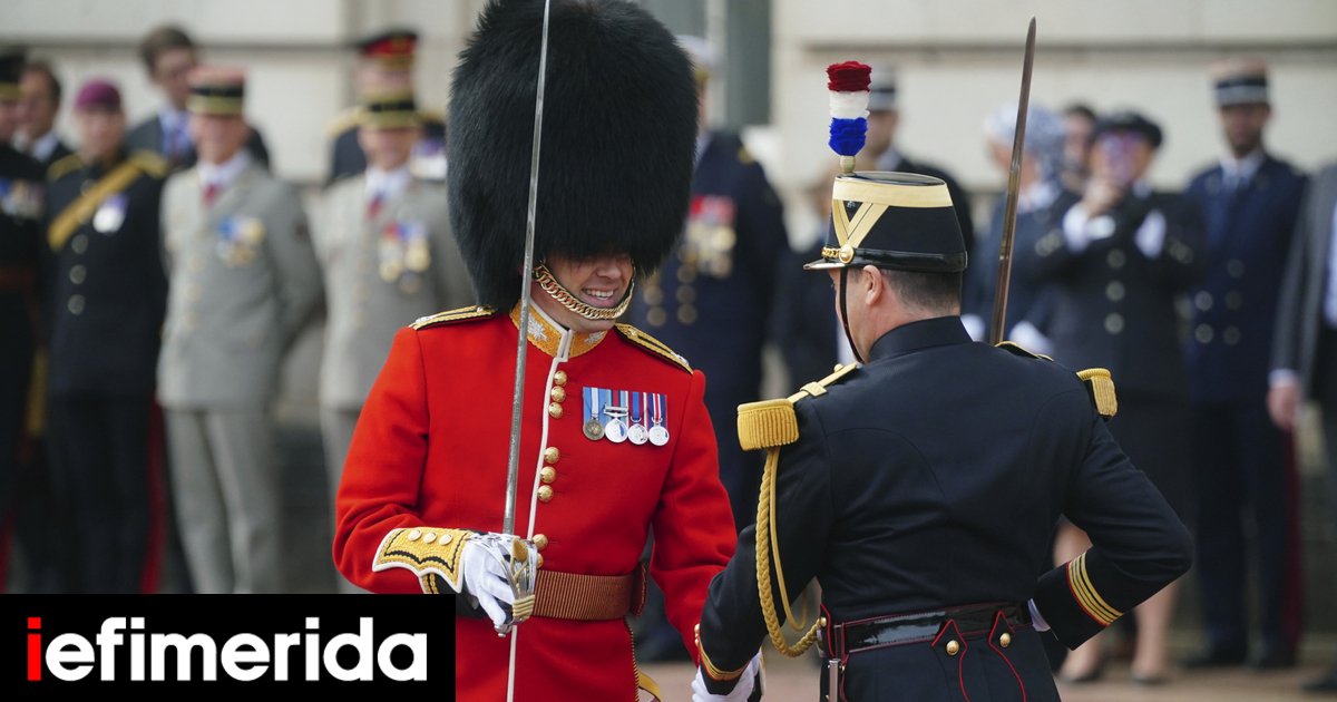 Βίντεο: Γιατί Βρετανοί στρατιώτες έκαναν αλλαγή φρουράς στα Ηλύσια ...
