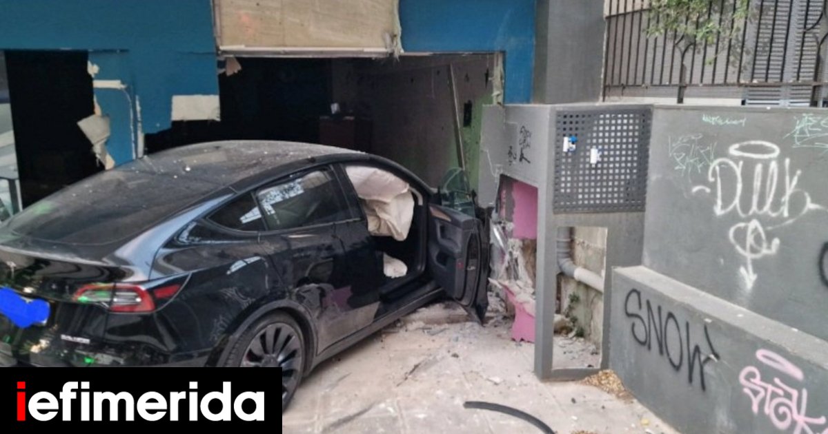 Τροχαίο στην Κηφισιά: Όχημα έπεσε πάνω σε τζαμαρία -Ο οδηγός ...