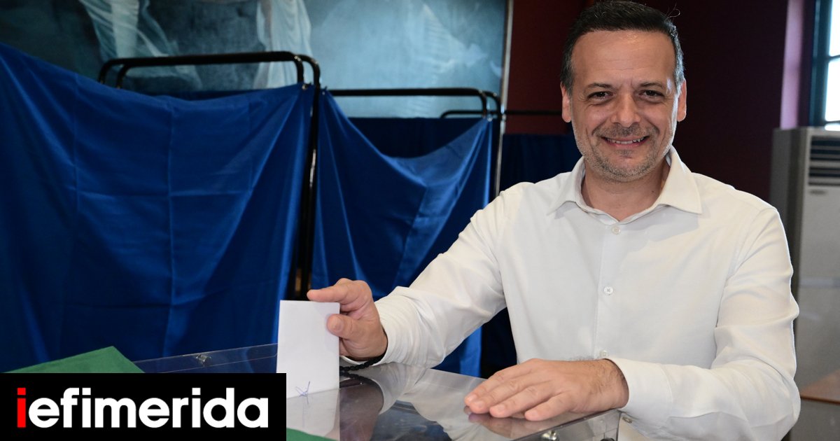 Εκλογές ΠΑΣΟΚ: Ψήφισε ο Χάρης Δούκας: «Δύναμή μας η συμμετοχή, σήμερα ...