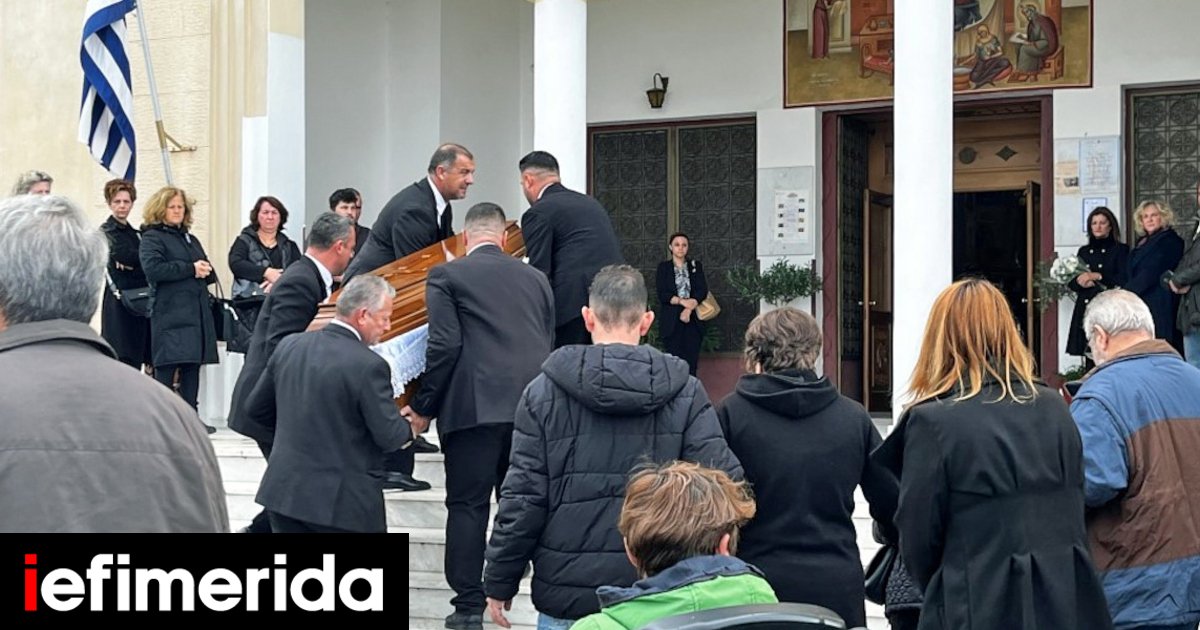 Οδύνη στην κηδεία της 43χρονης Δώρας στο Αγρίνιο -Τραγικές φιγούρες οι ...