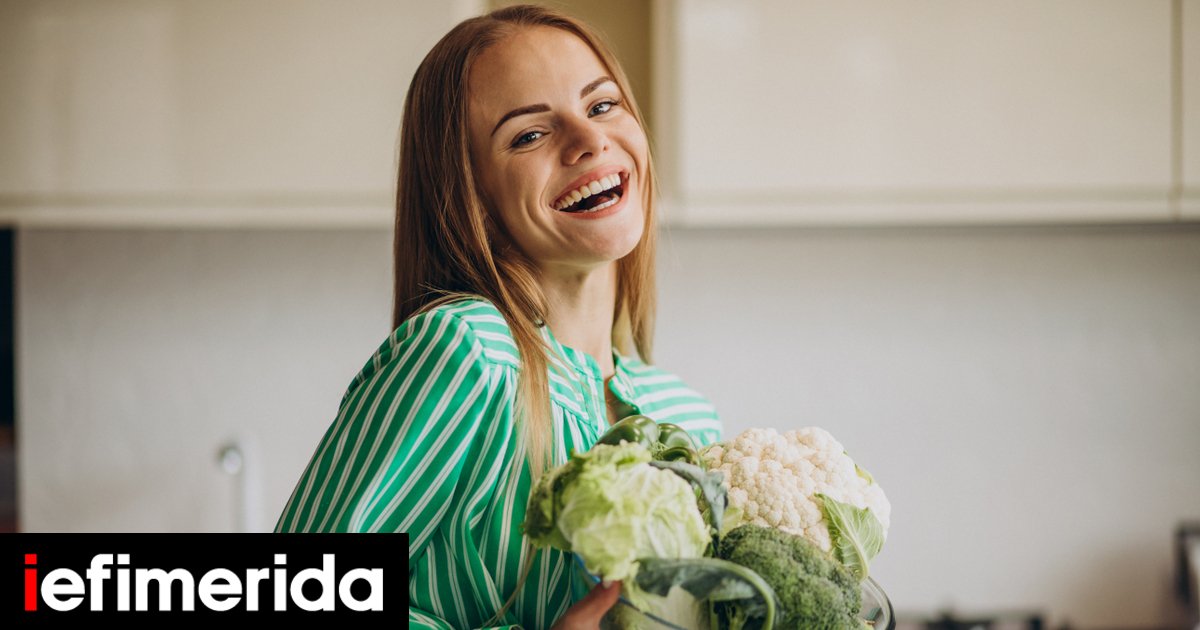 Γαστρεντερολόγος του Χάρβαρντ αποκαλύπτει τις 3 τροφές που πρέπει να τρώνε οι γυναίκες μετά τα ...