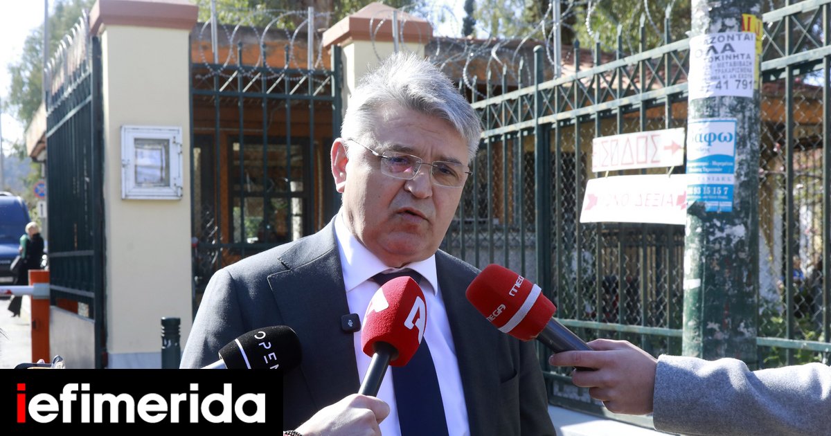 Ο Δημήτρης Νατσιός κατέθεσε μήνυση κατά της Εθνικής Πινακοθήκης για ...