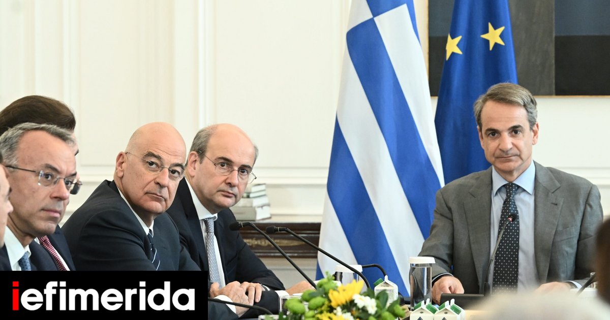 Ανασχηματισμός: Γρίφος το υπουργείο Οικονομικών -Ποια ονόματα ...