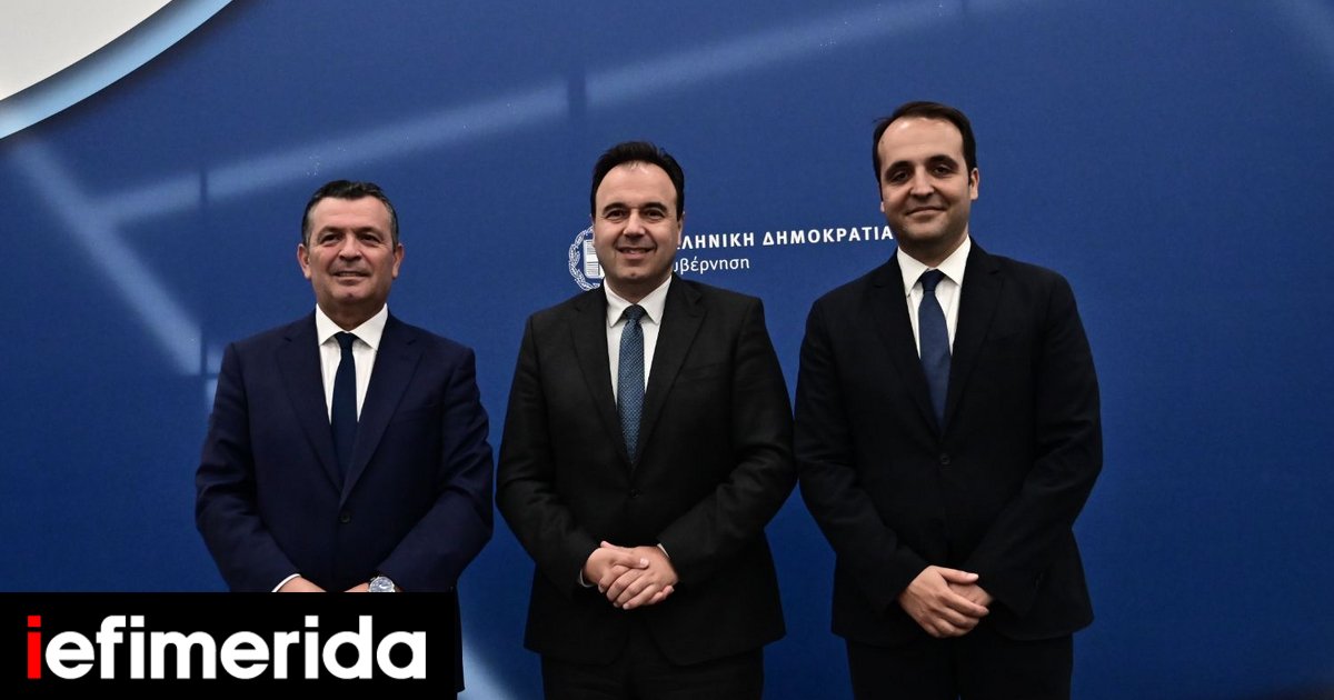 Παράδοση-παραλαβή στο υπ. Ψηφιακής Πολιτικής -Μπουκώρος: Το τηλεφώνημα ...
