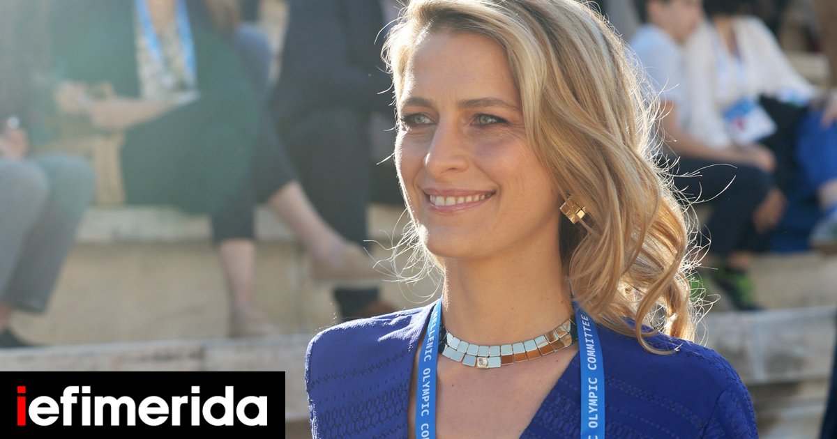 Η Τατιάνα Μπλάτνικ παραδίδει μαθήματα αριστοκρατικού στιλ με λευκό φόρεμα -Ιδανικό look για το ...