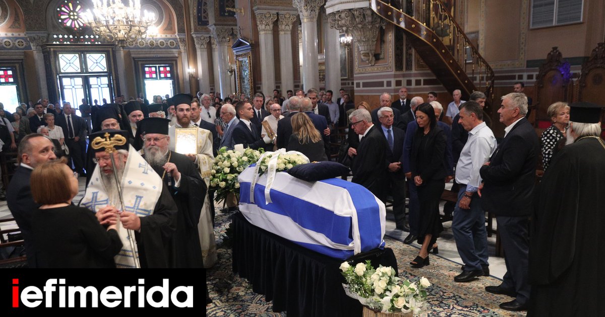 Συγκίνηση στην κηδεία του πρώην βουλευτή της ΝΔ, Κωνσταντίνου Πυλαρινού ...