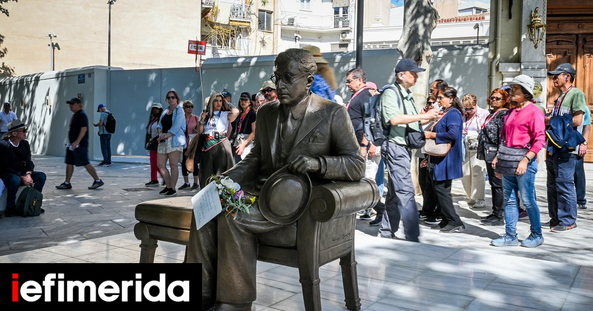 Bronze Cavafy Takes a Seat on Athens' Most Famous Walkway, Inviting ...