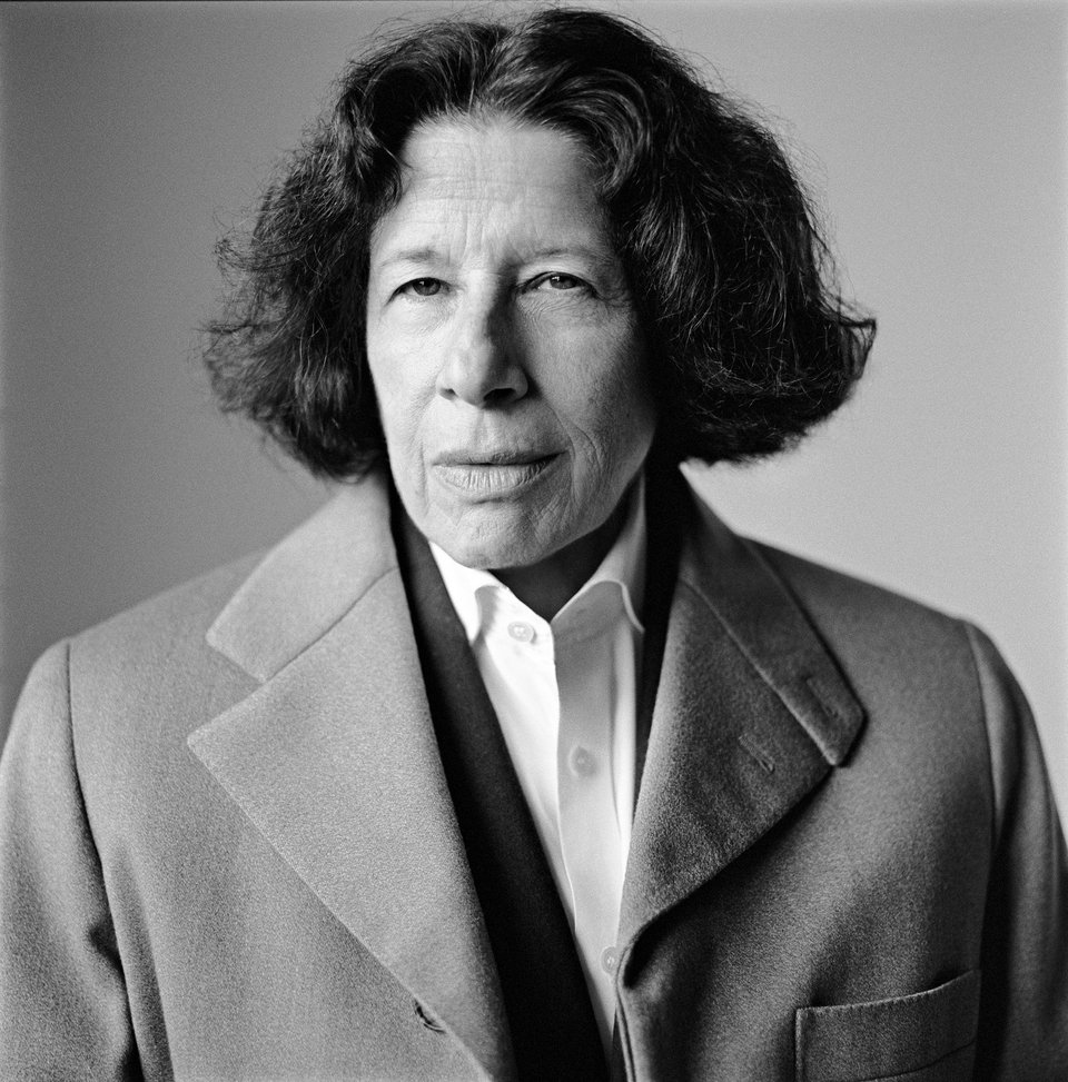 Η Fran Lebowitz στη Στέγη: Η προκλητικά ανυπόφορη Νεοϋορκέζα συγγραφέας ...