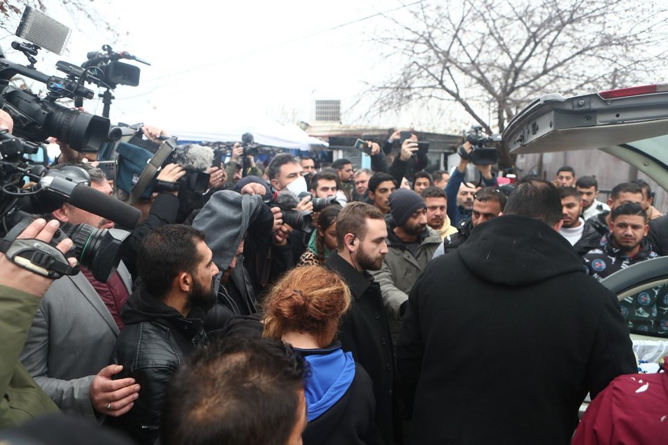 Θλίψη στην κηδεία του 16χρονου -Στη Θεσσαλονίκη Ρομά από όλη την Ελλάδα ...
