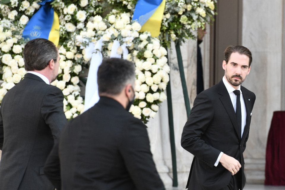 Κηδεία τέως βασιλιά Κωνσταντίνου: Στη Μητρόπολη οι γιοι του - iefimerida.gr