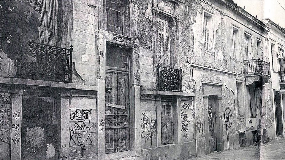 Μεταξουργείο: Από τα ανάκτορα και το εργοστάσιο μεταξιού, στο φωταέριο ...