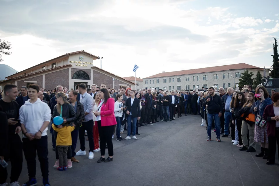 ΔΕΙΤΕ ΤΟ ΝΕΟ ΠΟΛΕΜΙΚΟ ΜΟΥΣΕΙΟ ΣΤΗ ΧΑΛΚΙΔΑ ΠΟΥ ΕΓΚΑΙΝΙΑΣΕ Ο ΜΗΤΣΟΤΑΚΗΣ ...