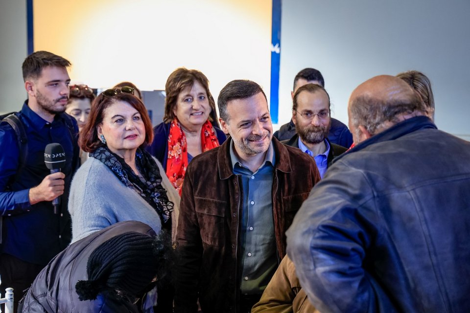 Δήμος Αθηναίων: Το Χριστουγεννιάτικο γεύμα αγάπης για ευάλωτους ...