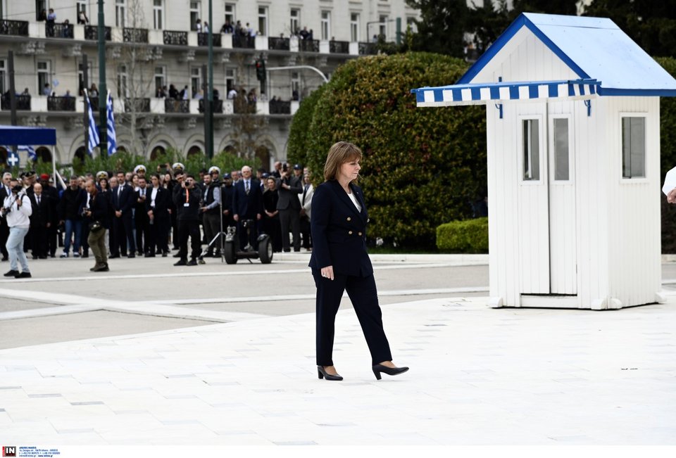 25η Μαρτίου: Η Βουλή των Ελλήνων απέτισε φόρο τιμής στους αγωνιστές της ...