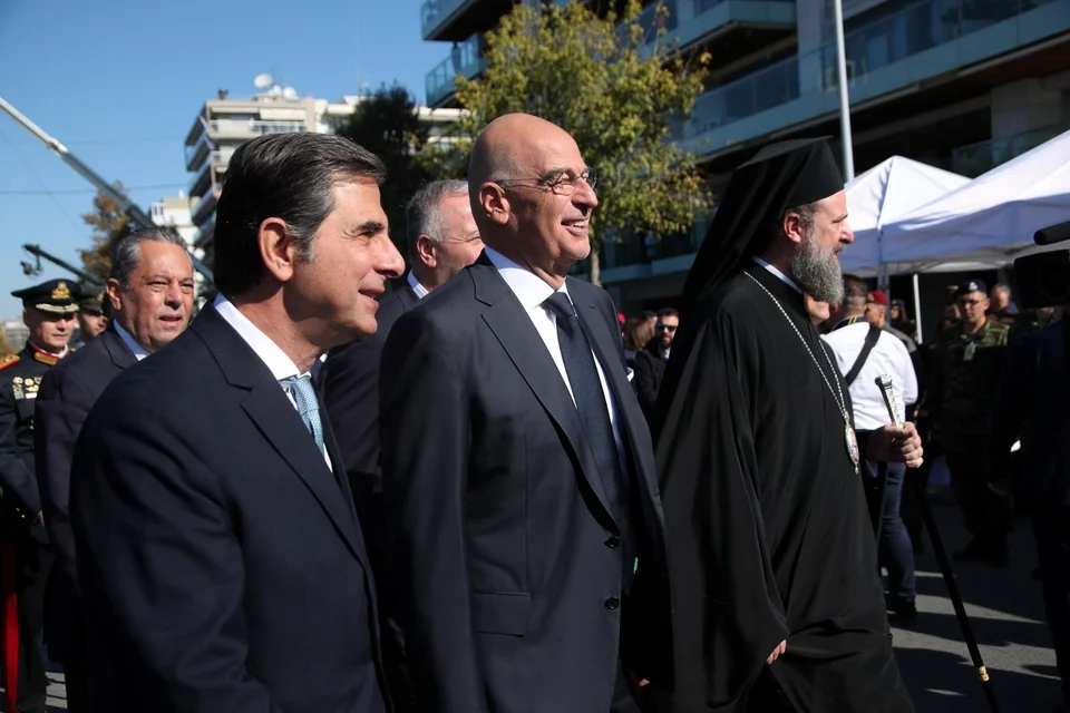 28η Οκτωβρίου: Δείτε live τη μεγάλη στρατιωτική παρέλαση από τη ...