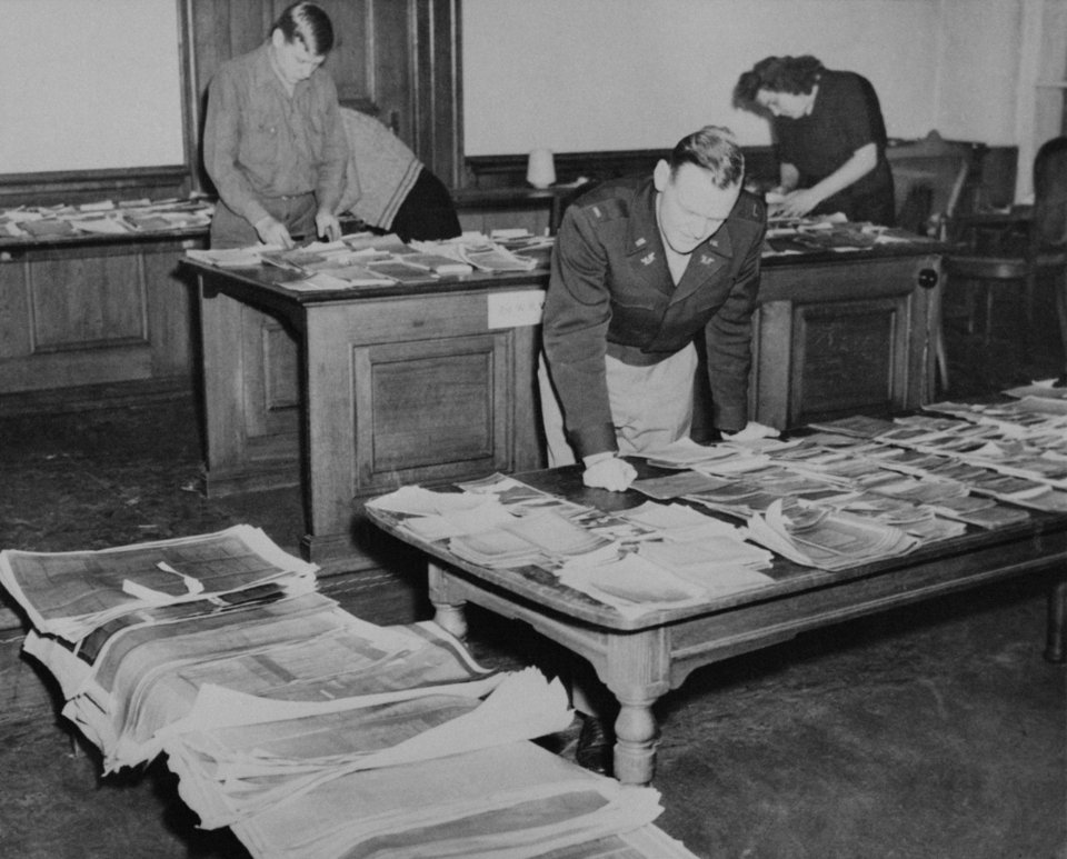 Σαν σήμερα πριν 80 χρόνια ξεκίνησε η Δίκη της Νυρεμβέργης -Η μέρα που ...