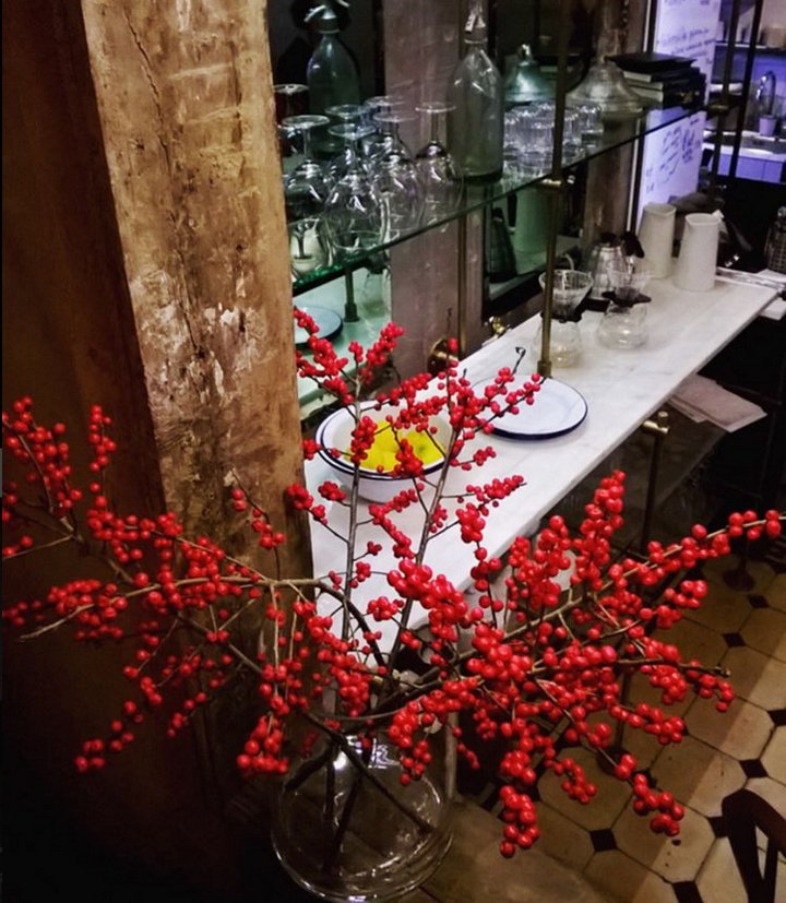 Philos στο Κολωνάκι -Γιατί το μαγαζί αυτό θεωρείται ένα από τα πιο ...